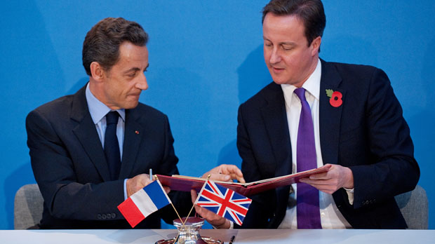 UK and France sign historic defence deal – Channel 4 News