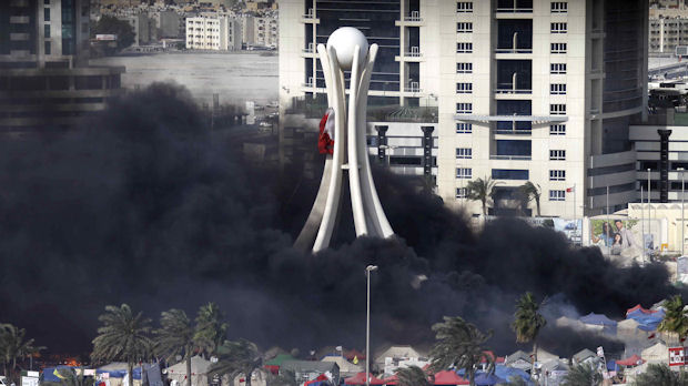 Bahrain: forces ‘cleanse’ Pearl Roundabout protests – Channel 4 News