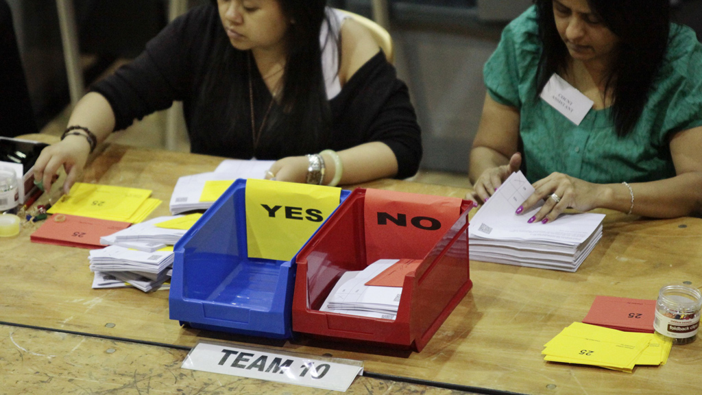 AV referendum heads towards ‘no’ vote – Channel 4 News