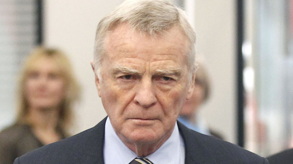 Former F1 boss Max Mosley loses privacy case – Channel 4 News