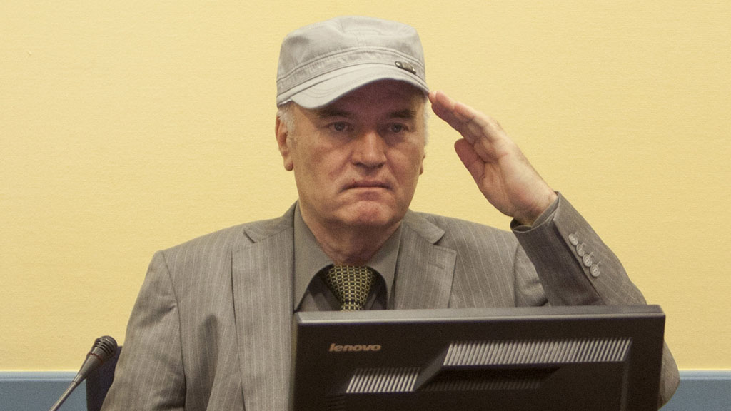 Angry Mladic removed from war crimes court – Channel 4 News