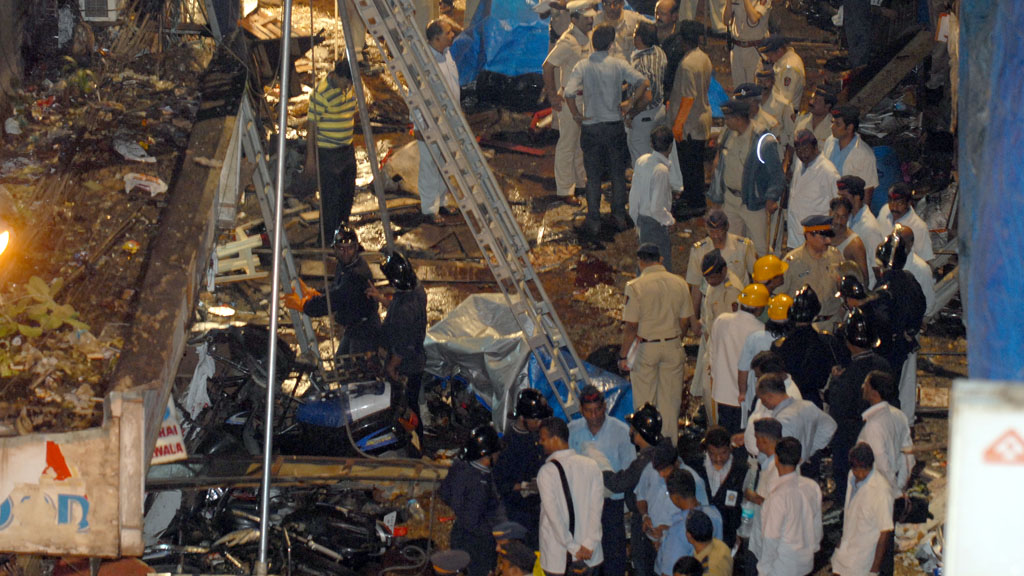 Indian cities on high alert following Mumbai blasts – Channel 4 News