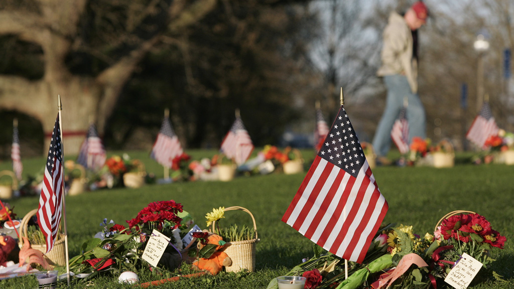 Lockdown at site of Virginia Tech campus massacre – Channel 4 News
