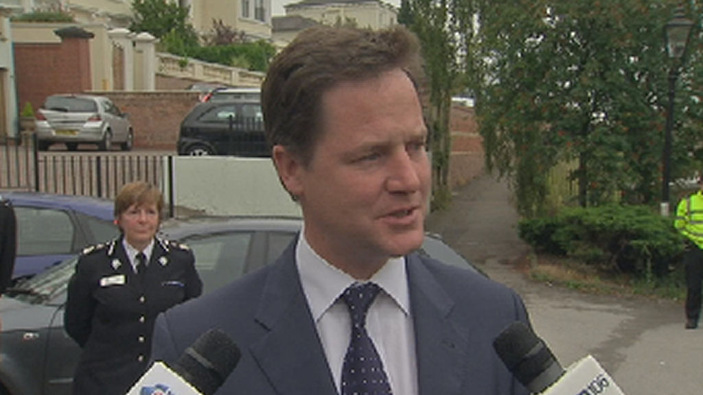 Clegg tribute to communities after ‘ugly’ violence – Channel 4 News