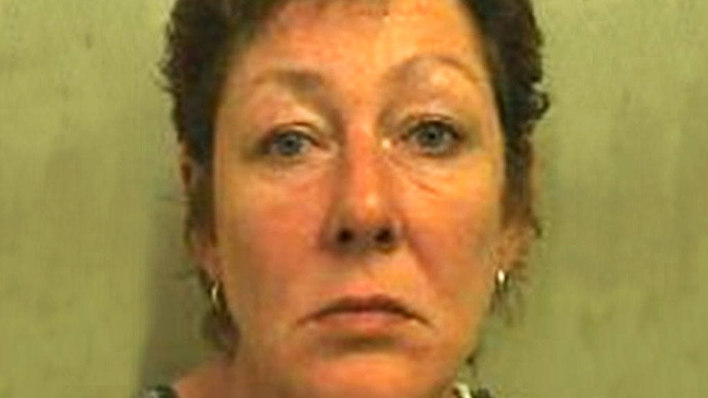 Woman jailed for driving wrong way along motorway – Channel 4 News