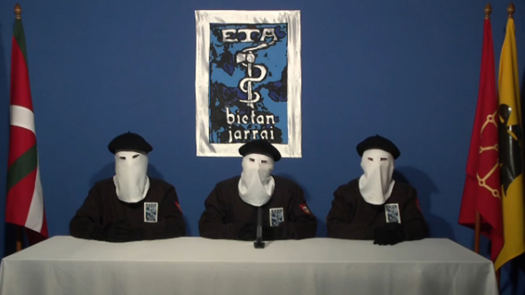 Basque separatists Eta call an end to violence – Channel 4 News