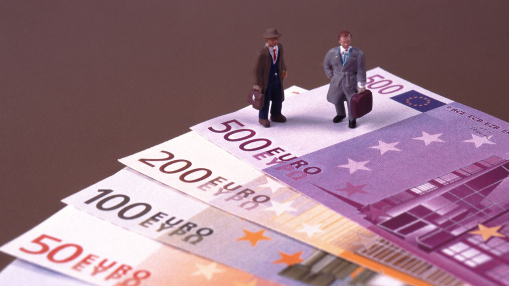 Greek euro exit could mean ‘horrific scenario’ – Channel 4 News