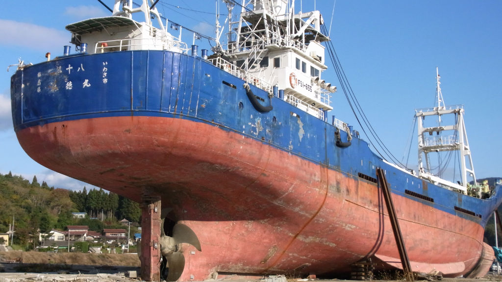 Fighting to fish in Japan’s tsunami seas – Channel 4 News
