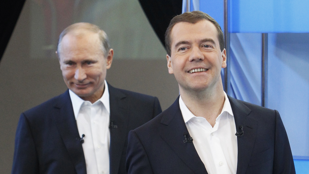 Putin’s party wins Russian poll but dealt huge blow – Channel 4 News