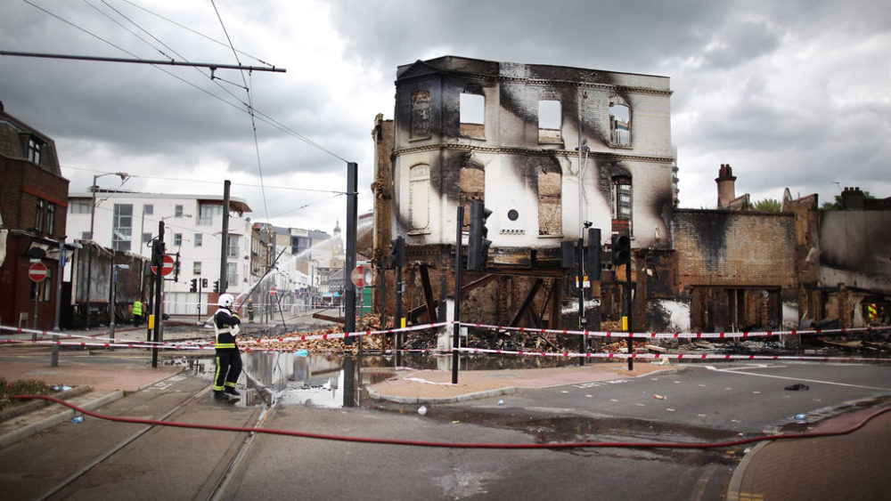 England riots: special report – Channel 4 News