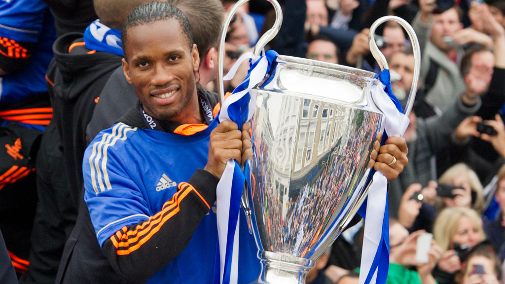 Chelsea’s open-top bus victory parade – Channel 4 News