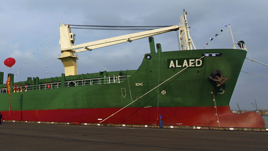 Syria weapons ship ‘turned back’ off Scottish coast – Channel 4 News
