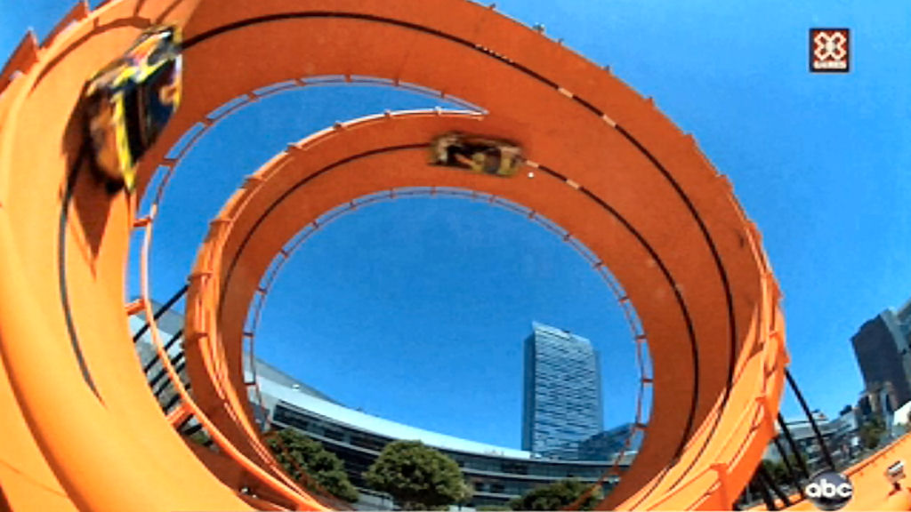 Breaking the Hot Wheels looping the loop record – Channel 4 News
