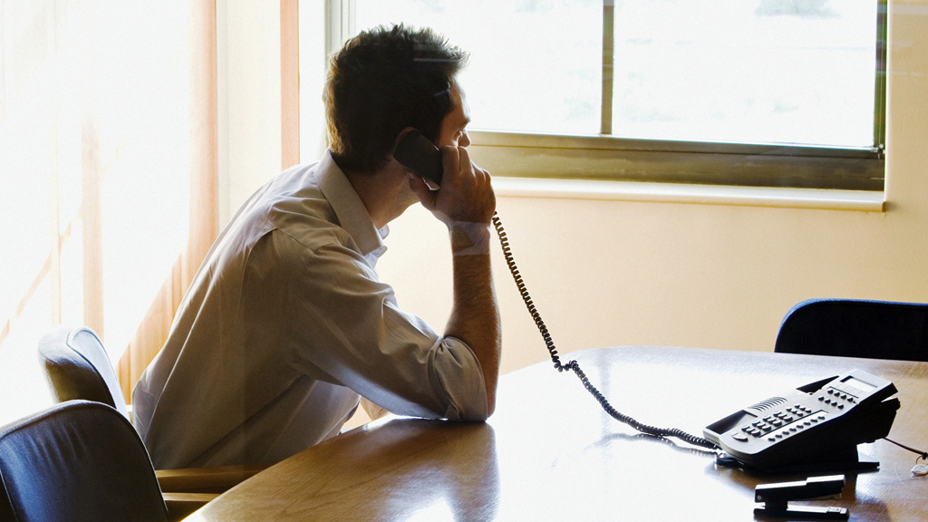 Simple scam reaps fraudsters millions – Channel 4 News