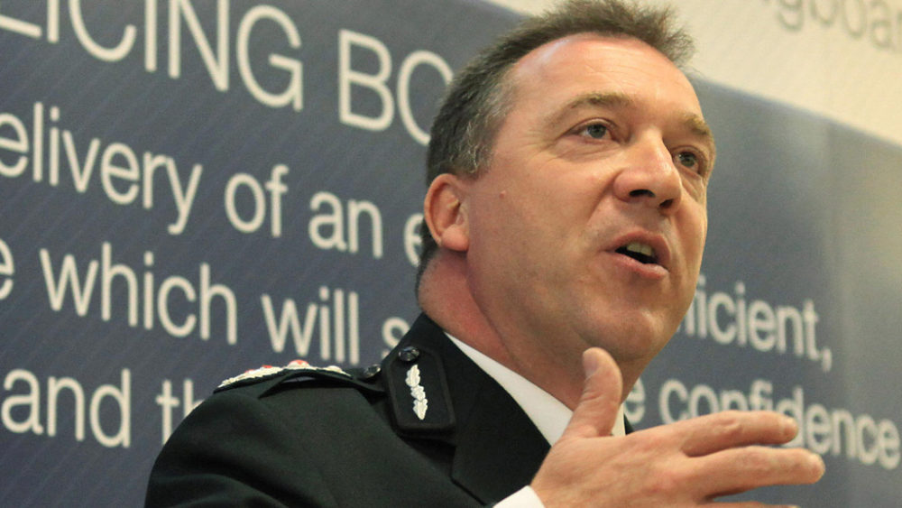 Carl Dinnen – Channel 4 News