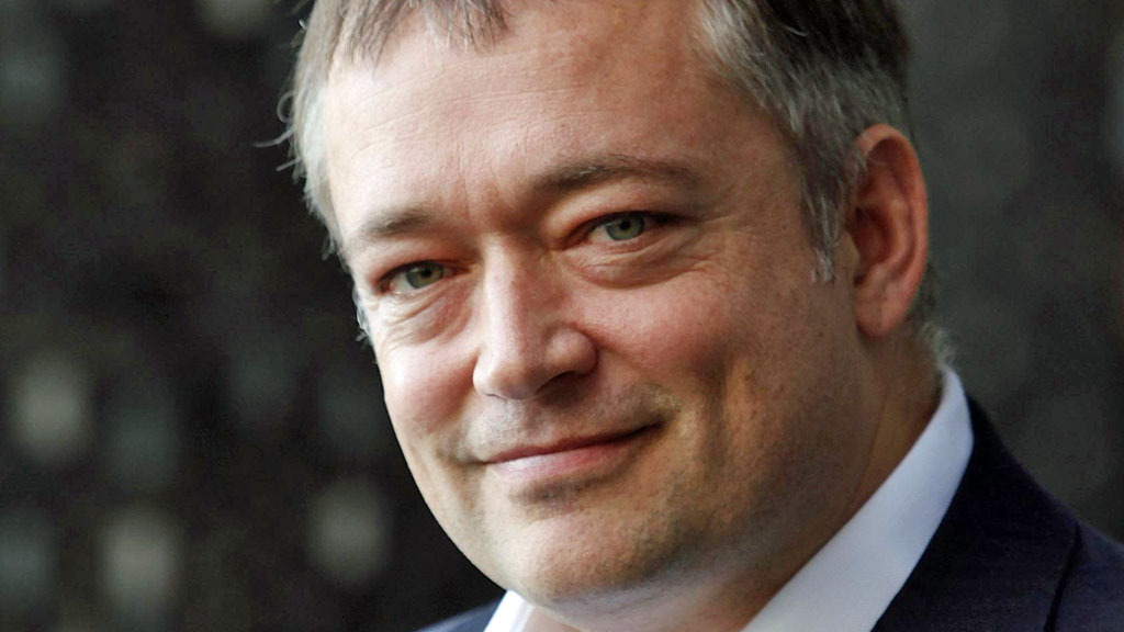 Email reveals how editor ‘killed’ Jimmy Savile story – Channel 4 News