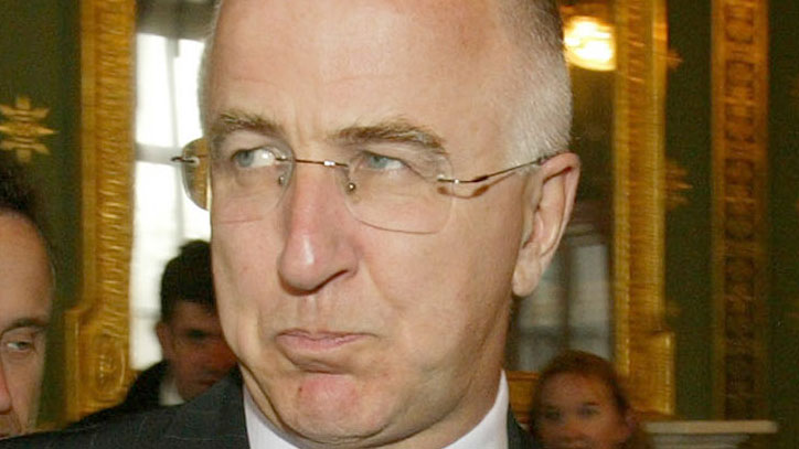 Labour’s MacShane resigns after expenses ruling – Channel 4 News