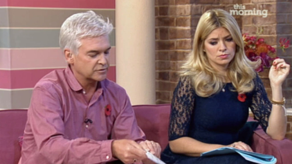 Schofield ambushes Cameron with ‘paedophile list’ – Channel 4 News