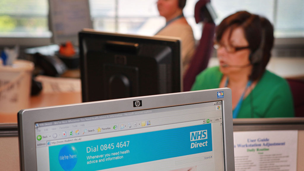 NHS Direct ‘to axe hundreds of nurses’ – Channel 4 News