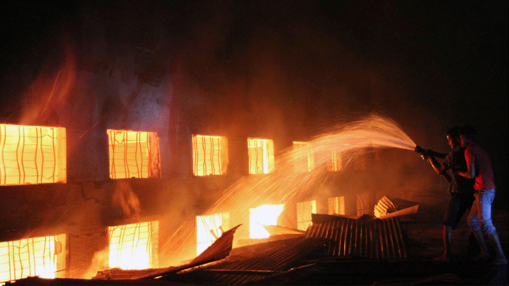 Over 100 die in Bangladesh factory fire – Channel 4 News