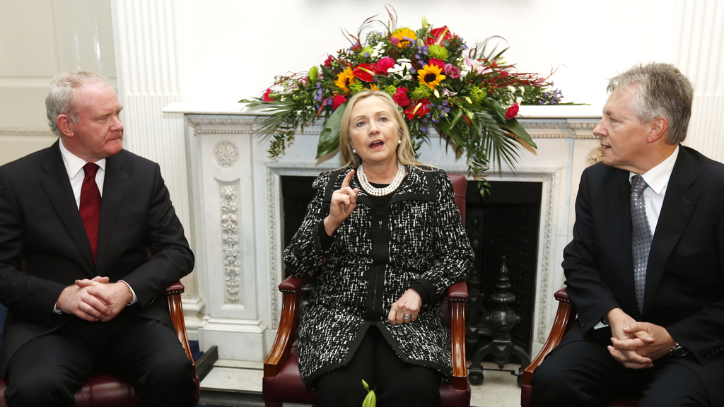 Clinton uses visit to condemn Belfast violence – Channel 4 News