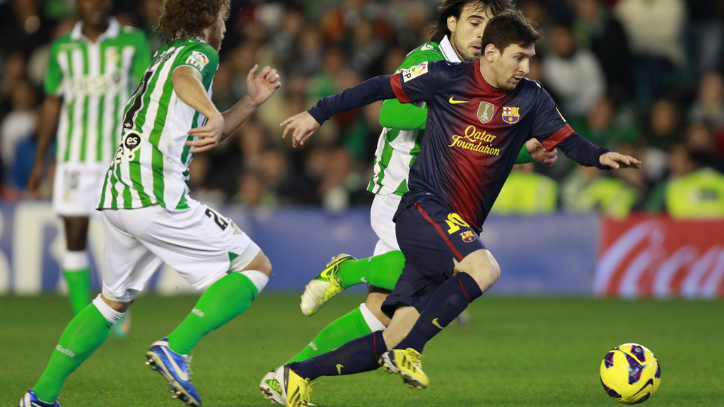 Magnificent Messi beats Muller’s 85-goal record – Channel 4 News