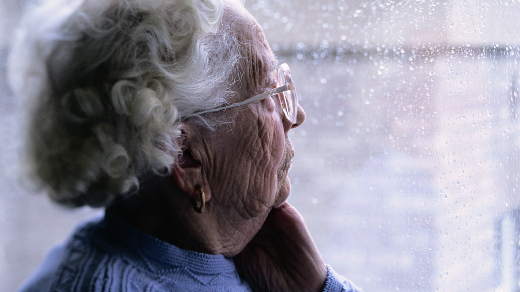 Is it time for a ‘revolution’ in the way we age? – Channel 4 News