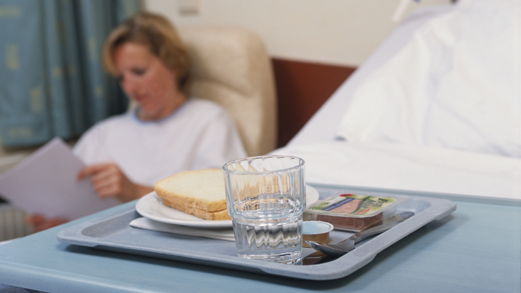 NHS fuel malnutrition putting patients in danger – Channel 4 News