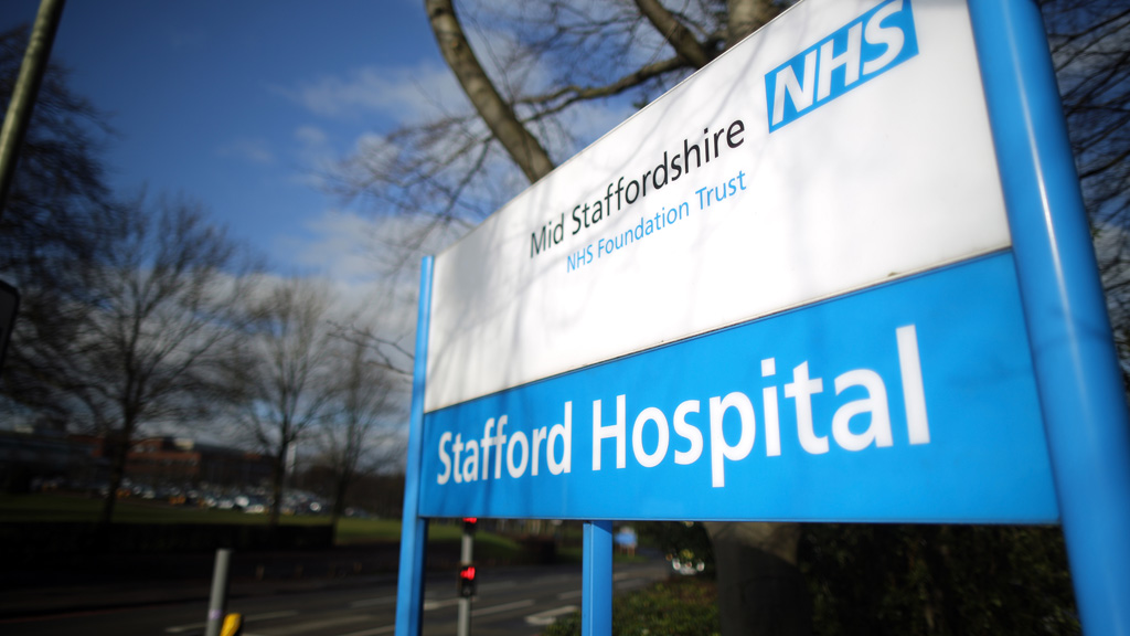 Mid-Staffordshire NHS trust placed in administration – Channel 4 News