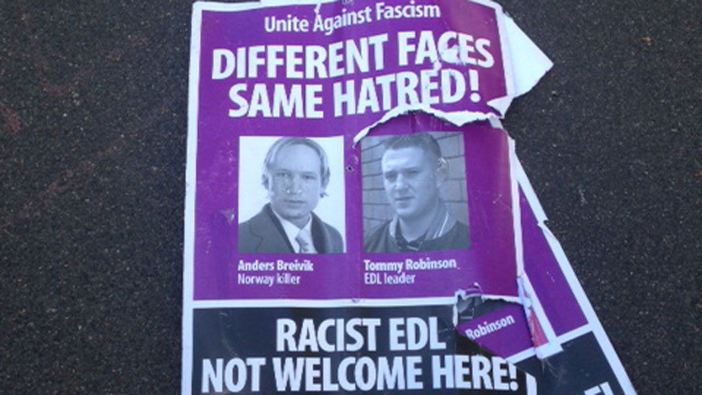 EDL supporters march through central London – Channel 4 News