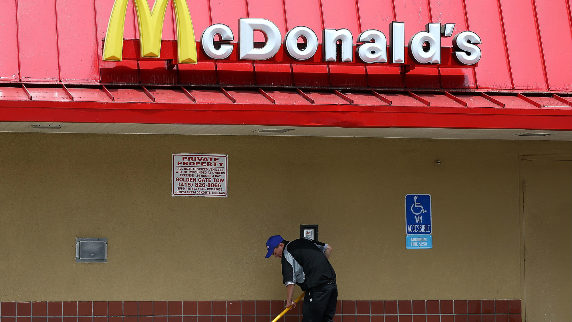 Burger that: as fast food workers strike across America – Channel 4 News