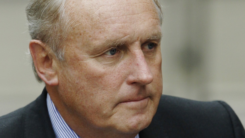 Paul Dacre: mystery man at the centre of the Miliband row – Channel 4 News