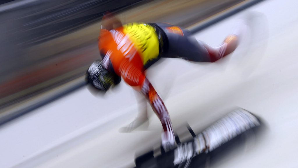 Team GB’s skeleton racers – sliding to the top? – Channel 4 News