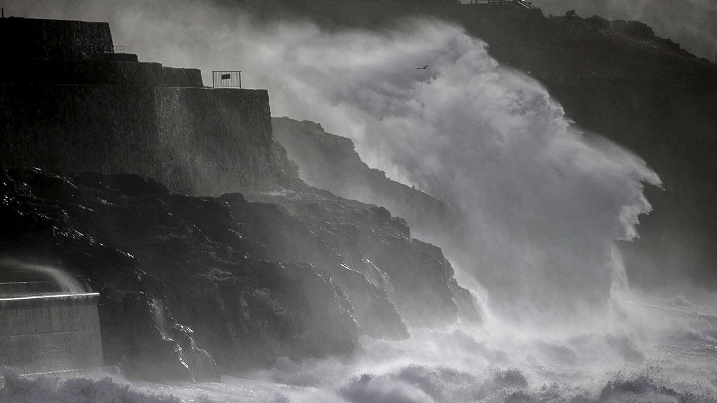 No end in sight for UK rain as floods misery continue – Channel 4 News