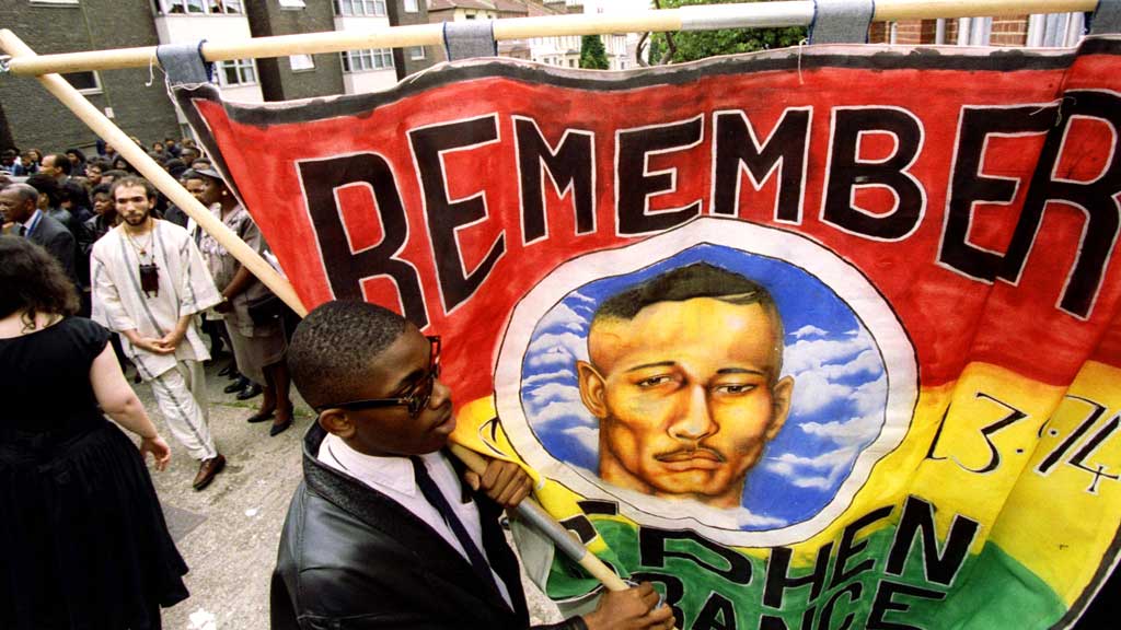 Stephen Lawrence: police corruption report to be published – Channel 4 News