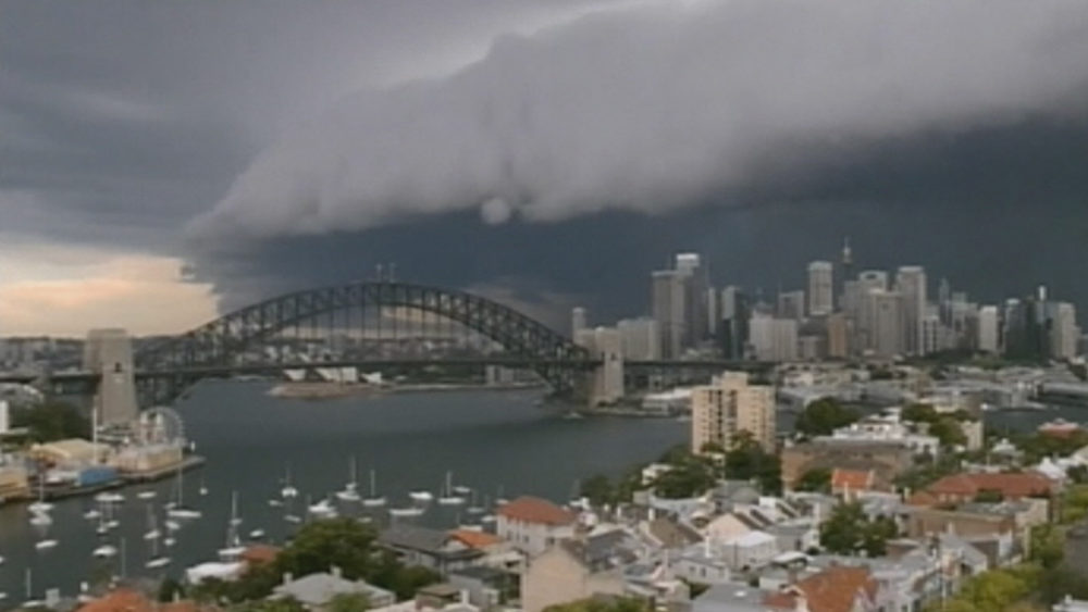 Severe storm hits Sydney – Channel 4 News