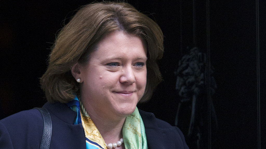 Maria Miller resigns as culture secretary in expenses row – Channel 4 News