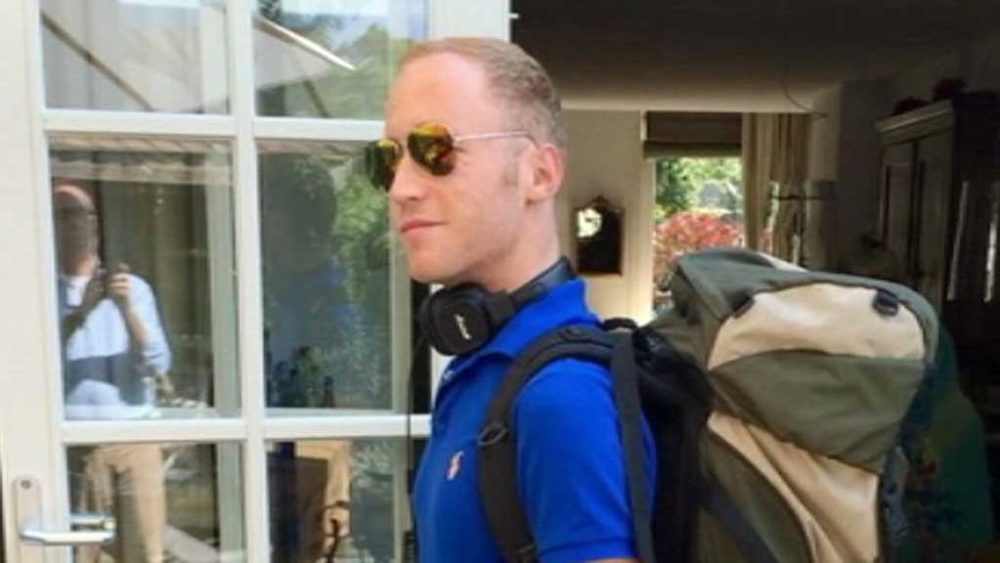 Netherlands: mourning loved ones lost in MH17 crash – Channel 4 News