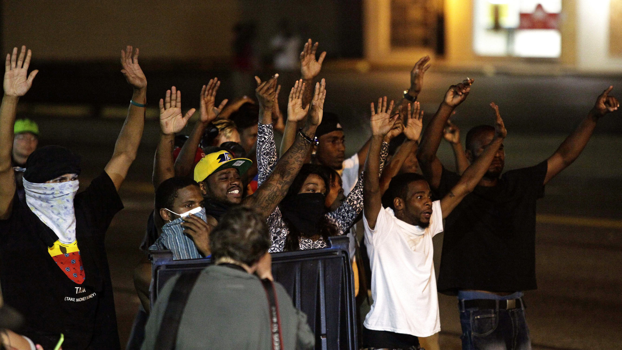 Tear gas, violence and 31 arrests: another night in Ferguson – Channel ...
