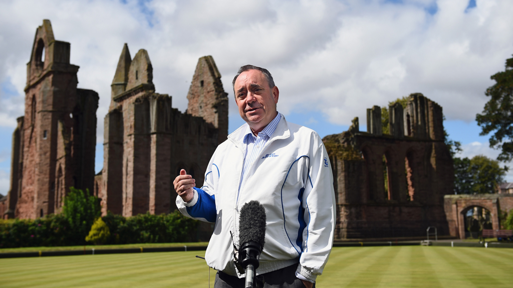 Scots referendum campaign hots up with a month to go – Channel 4 News