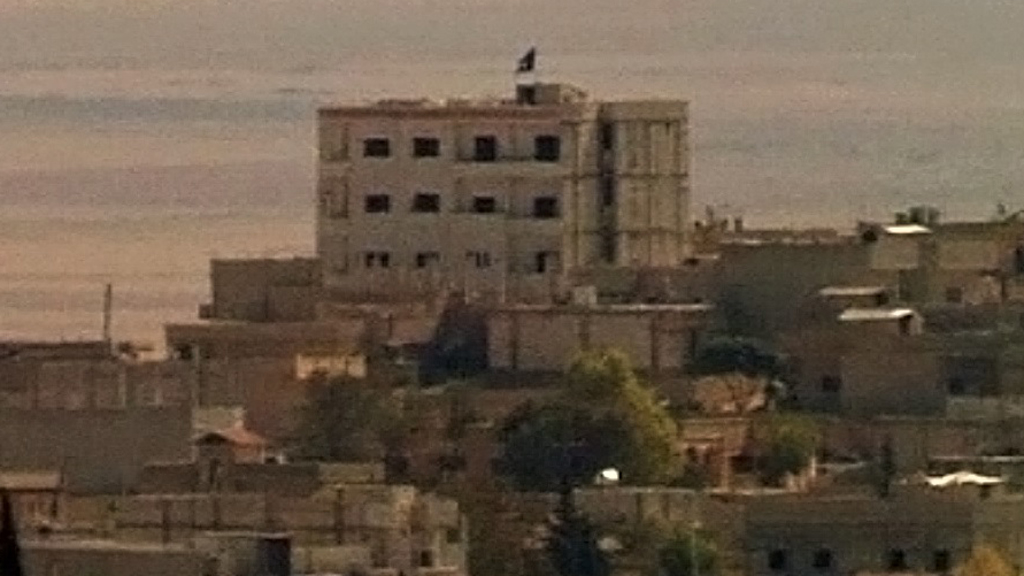 Islamic State moves to take Kobani on Syria-Turkey border – Channel 4 News
