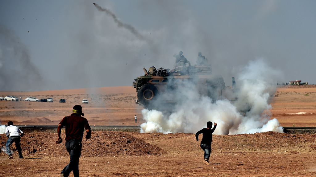Kobani about to fall to Islamic State, says Turkey – Channel 4 News