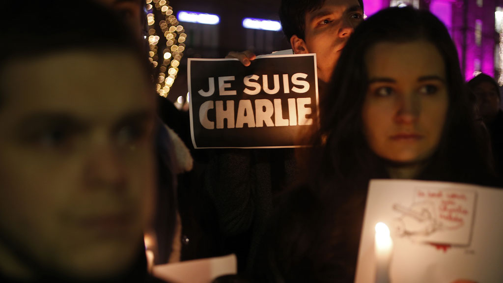 Charlie Hebdo shootings trigger protests across Europe – Channel 4 News