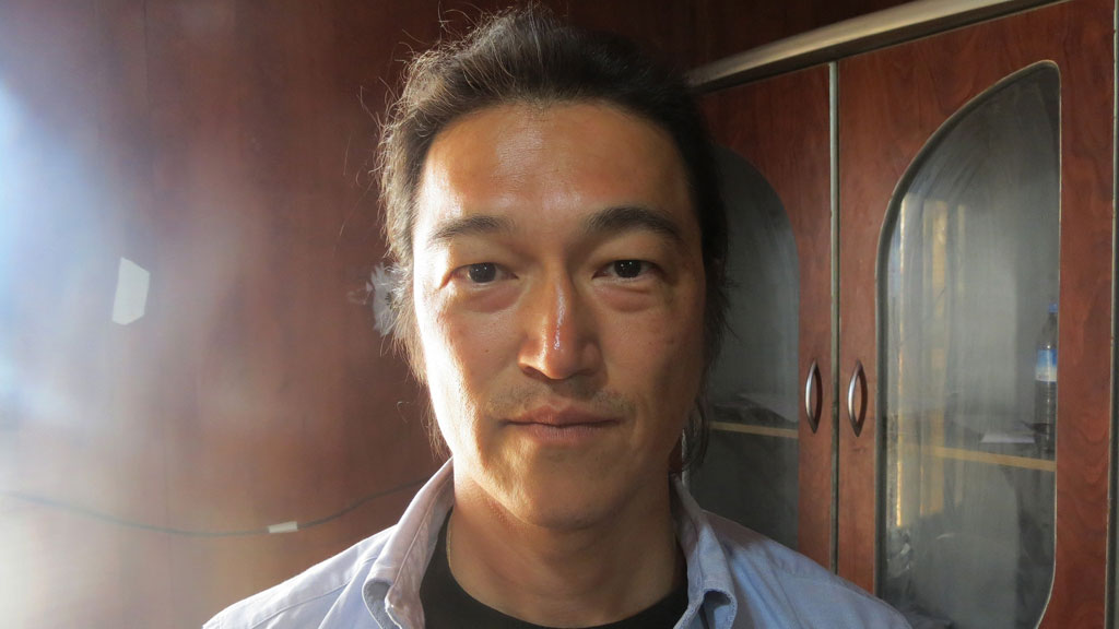 Japan mourns Kenji Goto as Jordan vows to free pilot – Channel 4 News