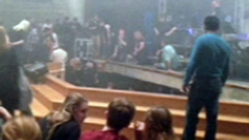 Dramatic moment as US high school stage collapses – Channel 4 News