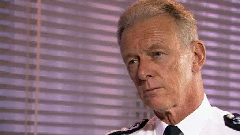 Met chief: police ‘overwhelmed’ by surge in rape reports – Channel 4 News