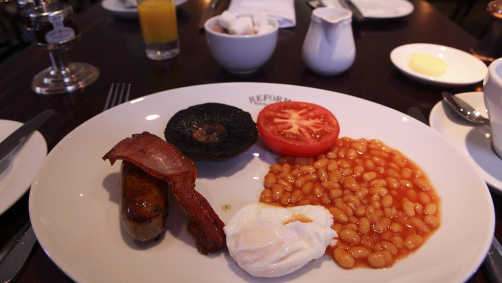 EU – having the English for breakfast? – Gary Gibbon – Channel 4 News