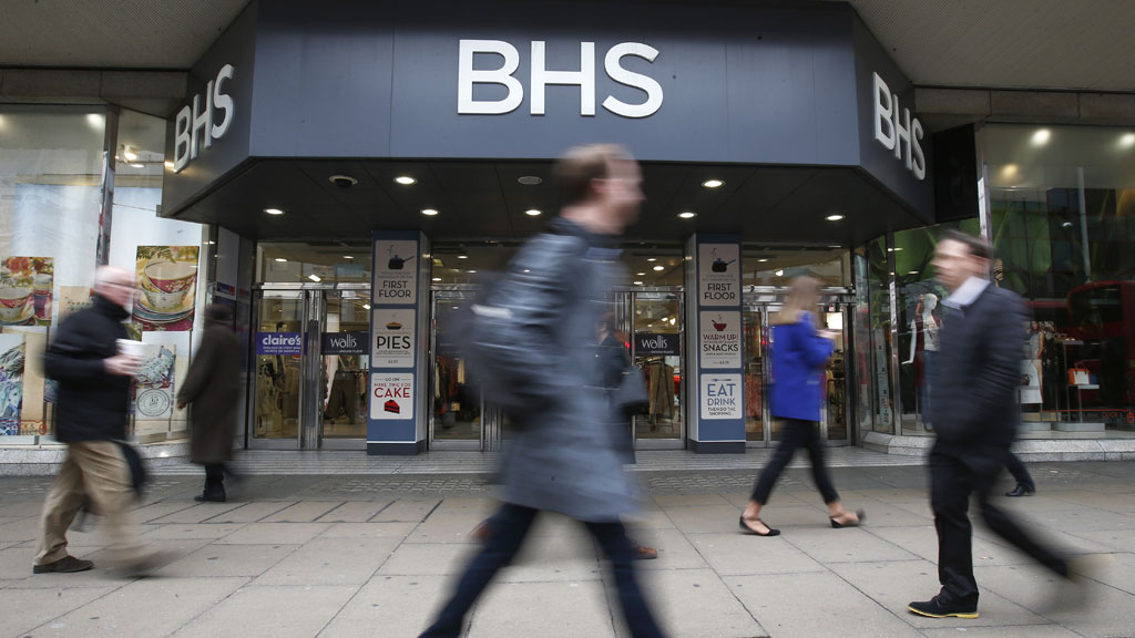 BHS goes into administration – Channel 4 News