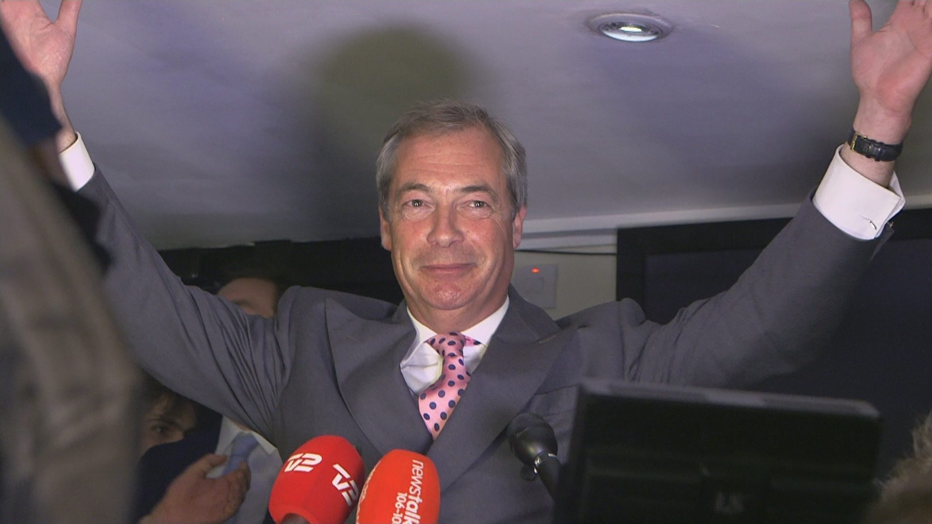 2016: a year that defied predictions – Channel 4 News