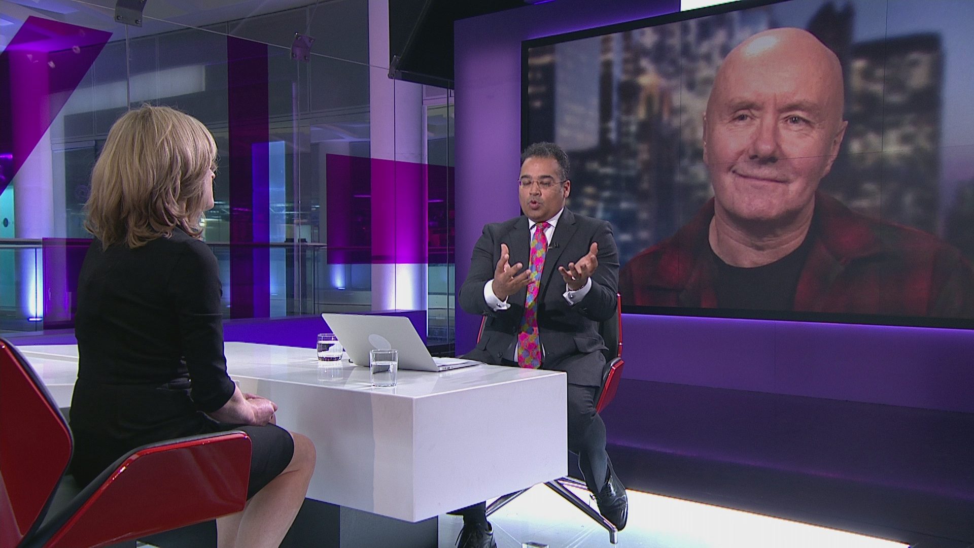 Brexit debate: Irvine Welsh, Rachel Johnson – Channel 4 News